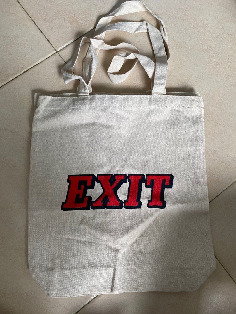 EXIT CO Classic Tote Bag, Women's Fashion, Bags & Wallets, Tote Bags on ...
