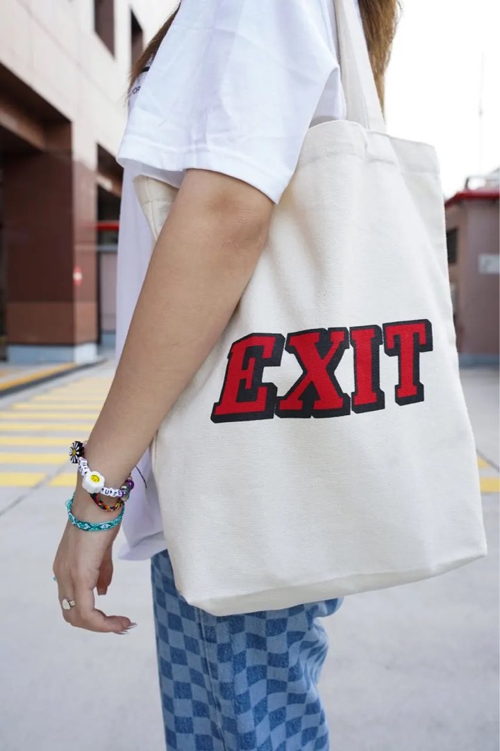 EXIT CO Classic Tote Bag, Women's Fashion, Bags & Wallets, Tote Bags on ...