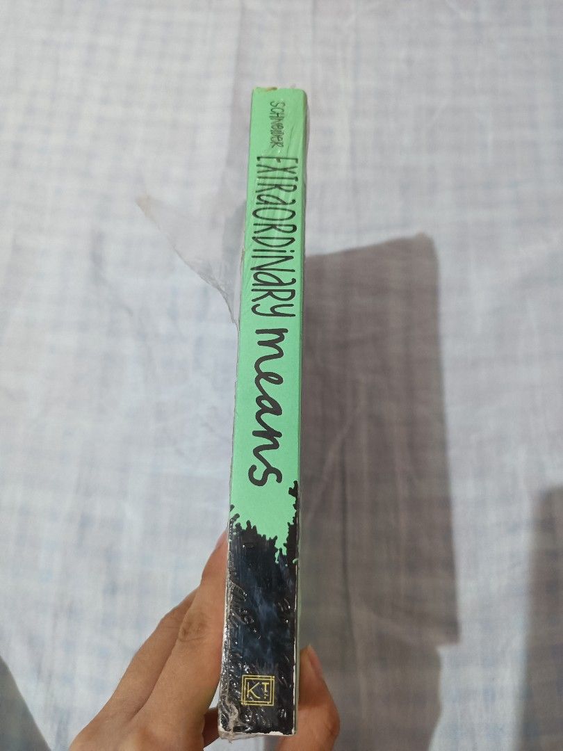 Extraordinary Means - Robyn Schneider, Hobbies & Toys, Books ...