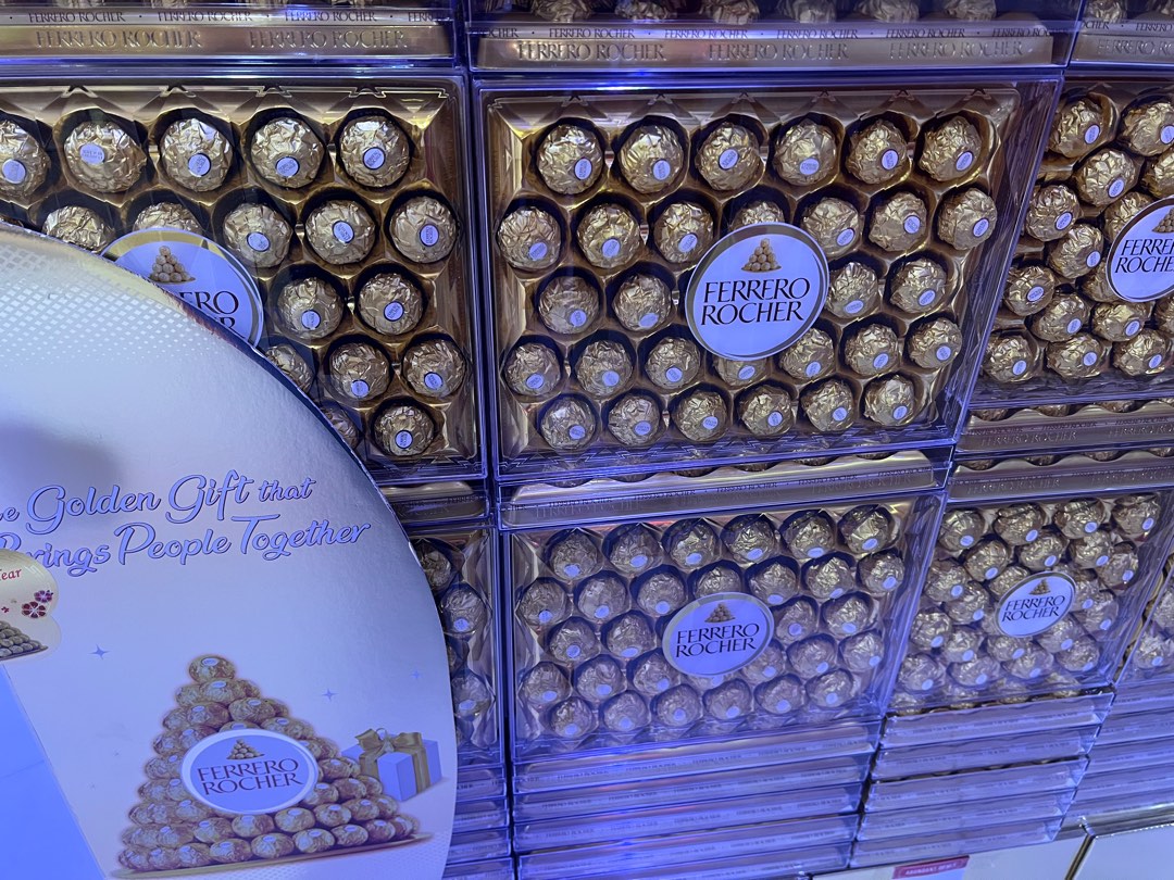 Ferrero Rocher T32, Food & Drinks, Packaged & Instant Food on Carousell
