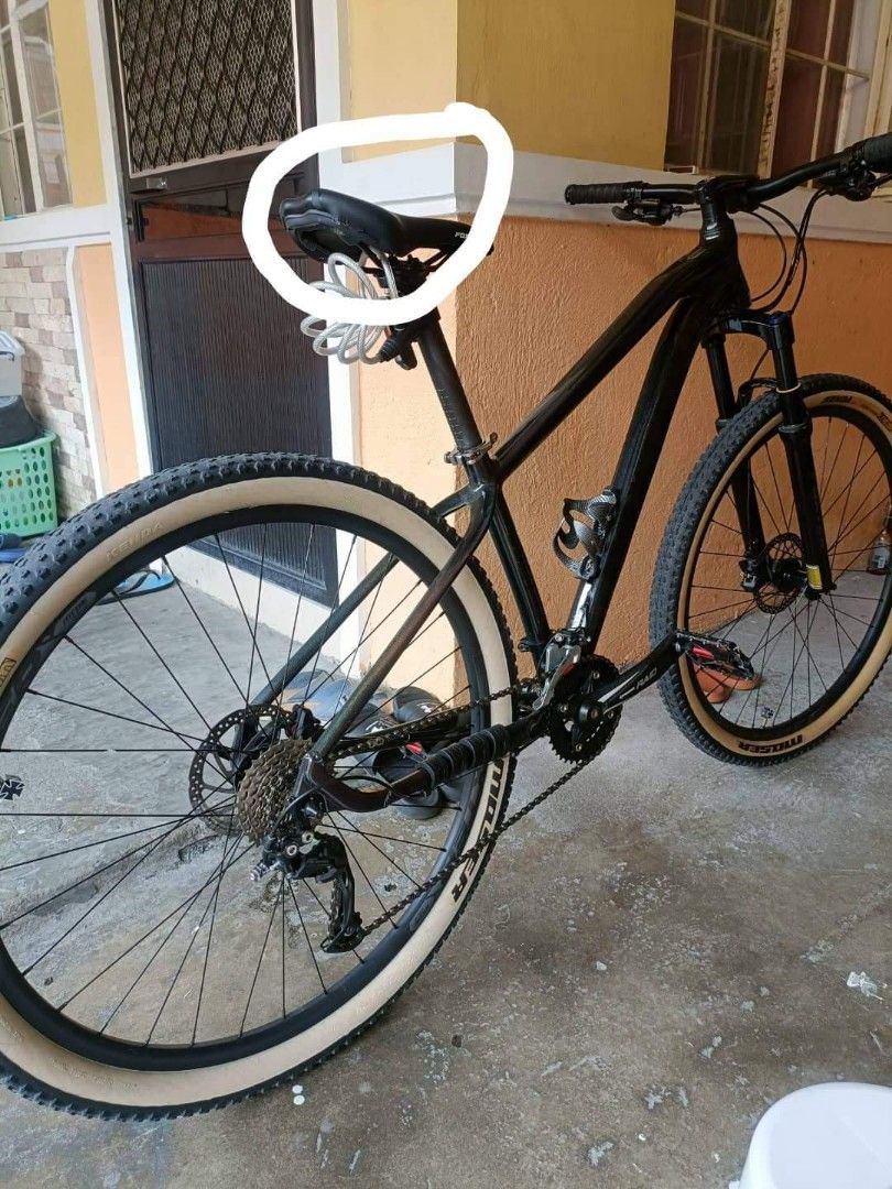Foxter Vinson 29er Mountain Bike with bike equipments, Sports Equipment ...