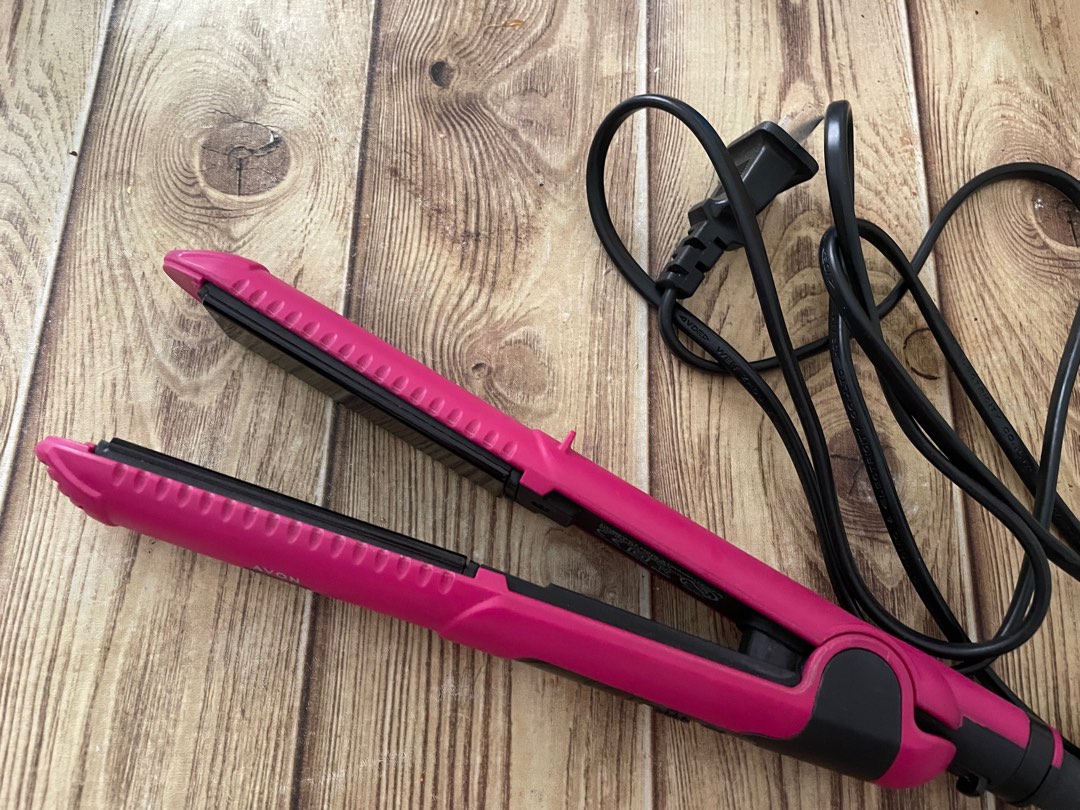 Hair Straightening Iron, Beauty & Personal Care, Hair on Carousell