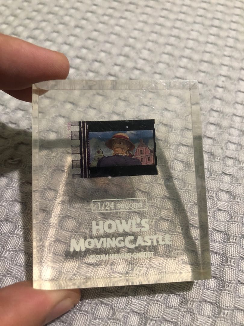 Howls moving castle 1/24 frame collectible, Hobbies & Toys, Memorabilia ...