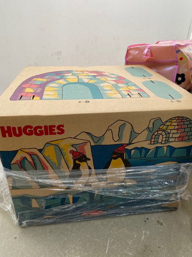 Huggies play box (empty carton), Hobbies & Toys, Toys & Games on Carousell