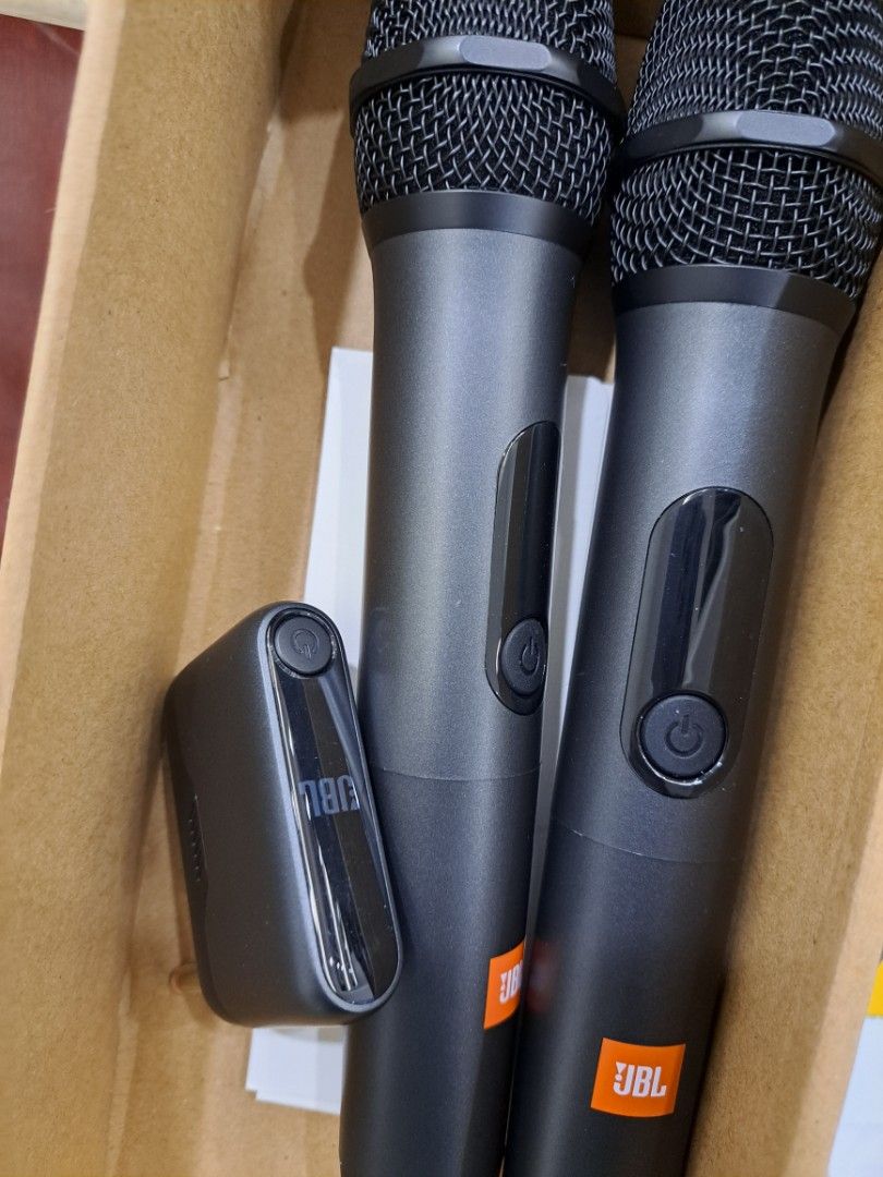 JBL wireless mic, Audio, Microphones on Carousell