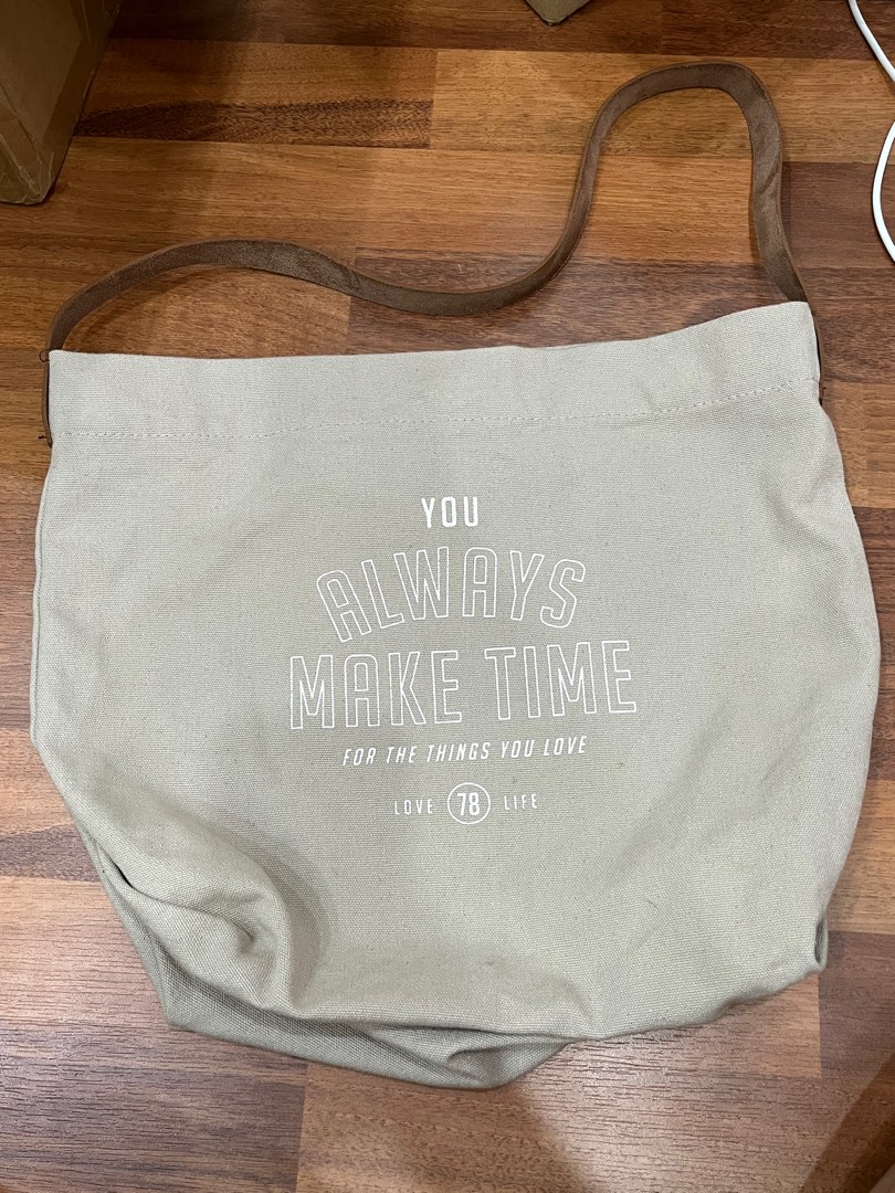 Kaison Canvas Bag, Women's Fashion, Bags & Wallets, Shoulder Bags on ...