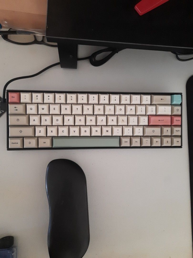 Keychron K6 wireless keyboard with 2 sets of keycaps, Computers & Tech ...