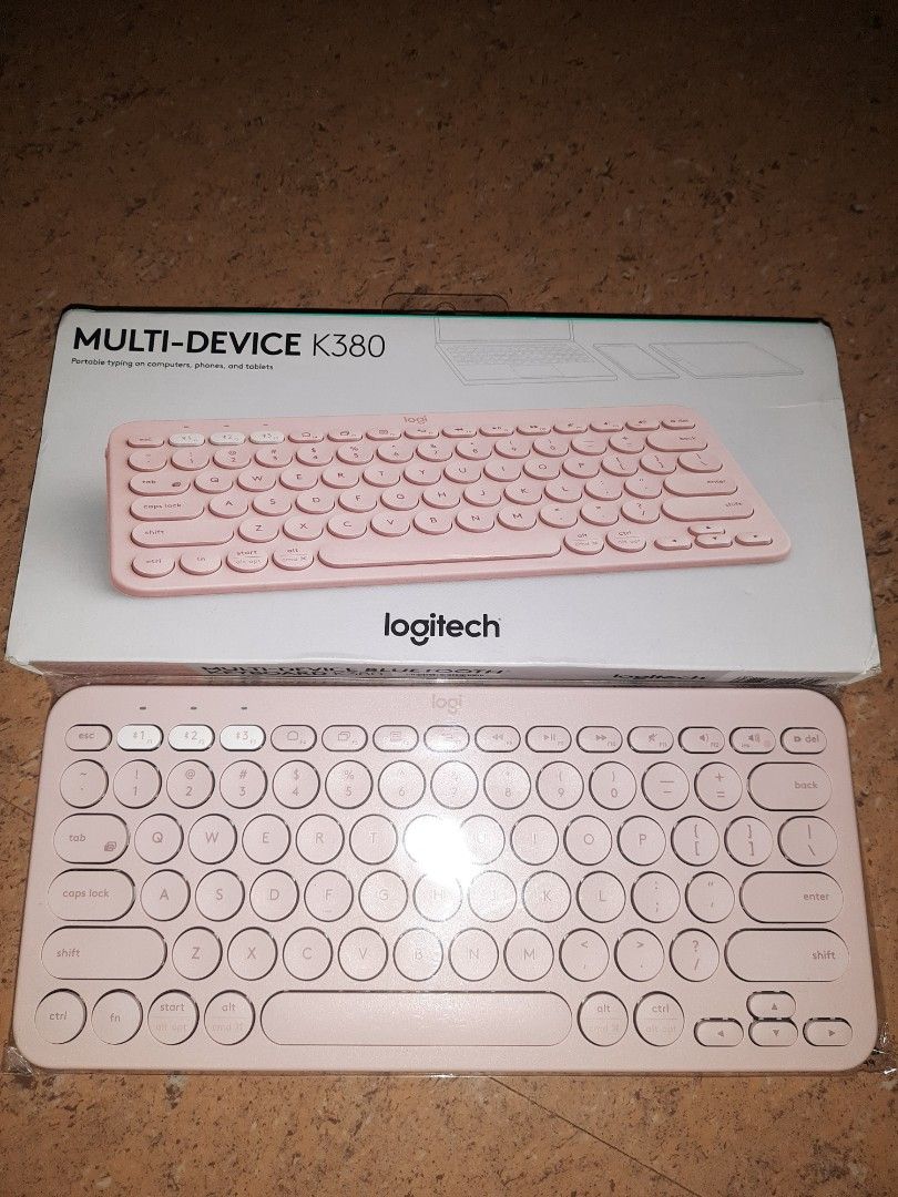 Logitech K380 multidevice bluetooth keyboard with box and plastic cover ...