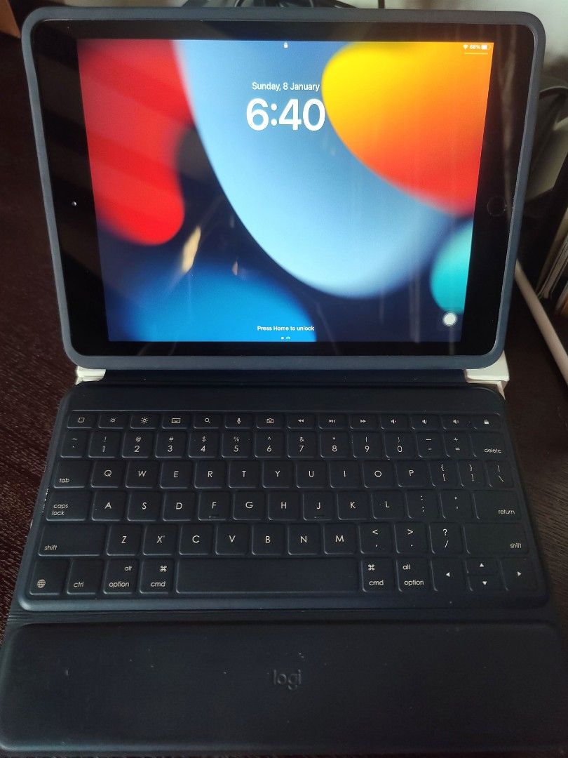 Logitech Rugged Combo 3 for iPad 10.2 (7th, 8th, 9th gen) case cover, Mobile Phones & Gadgets ...