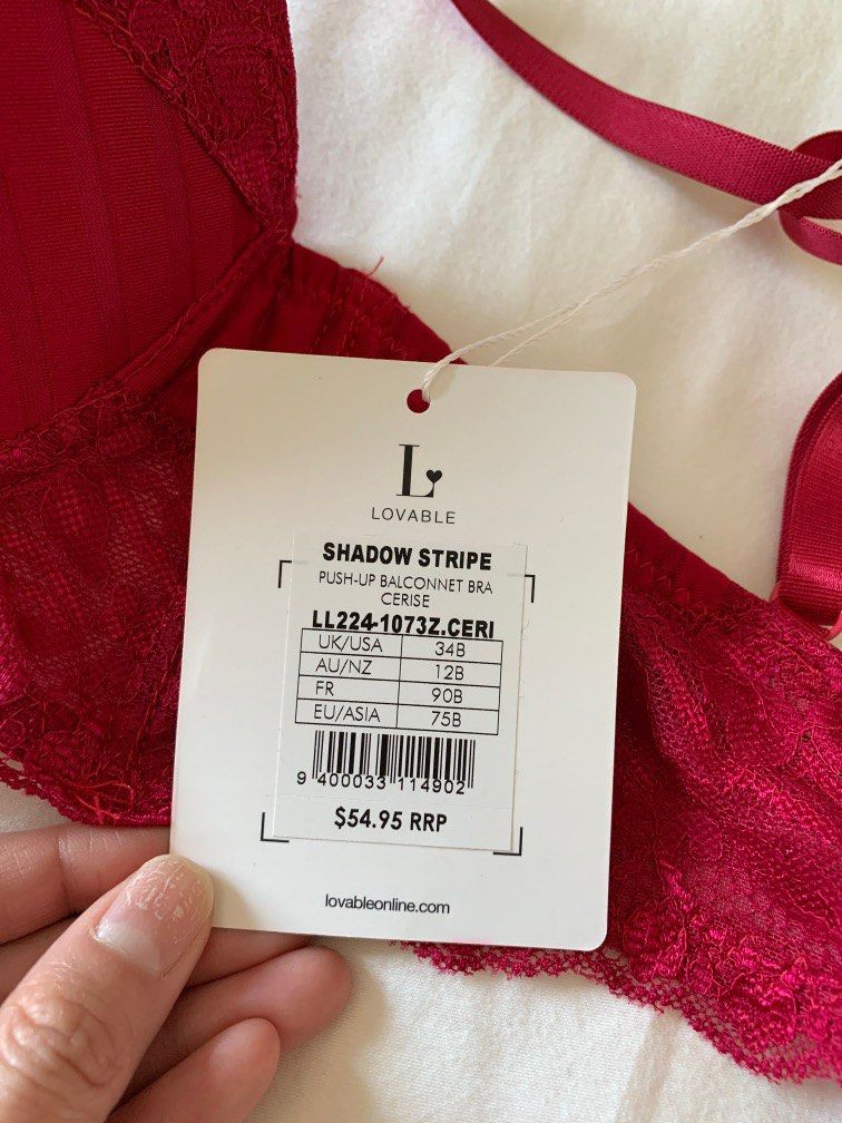 Lovable Bra, Women's Fashion, New Undergarments & Loungewear on Carousell