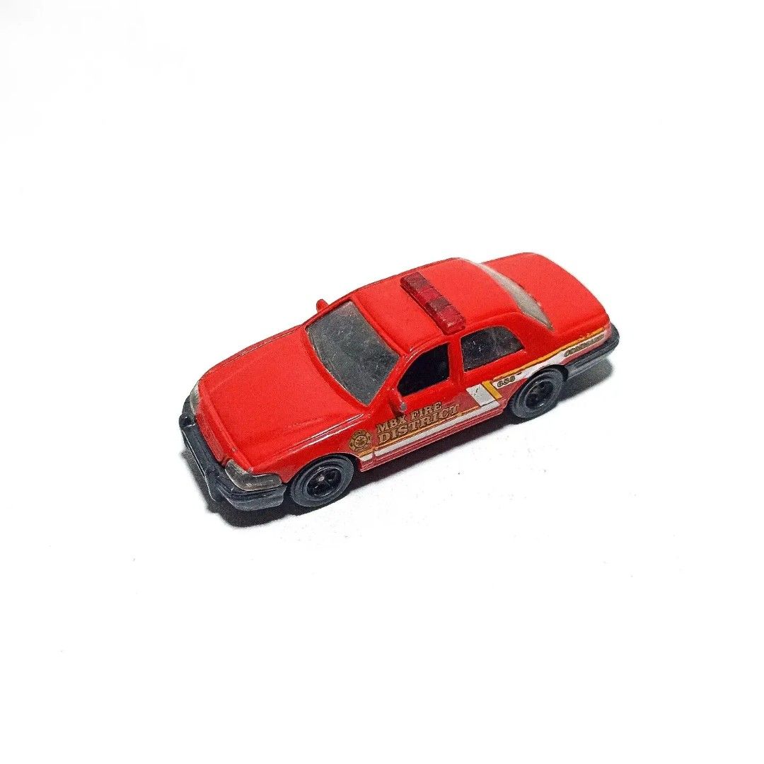 MATCHBOX FORD CROWN VICTORIA 2006 DIECAST, Toys & Collectibles, Mainan ...