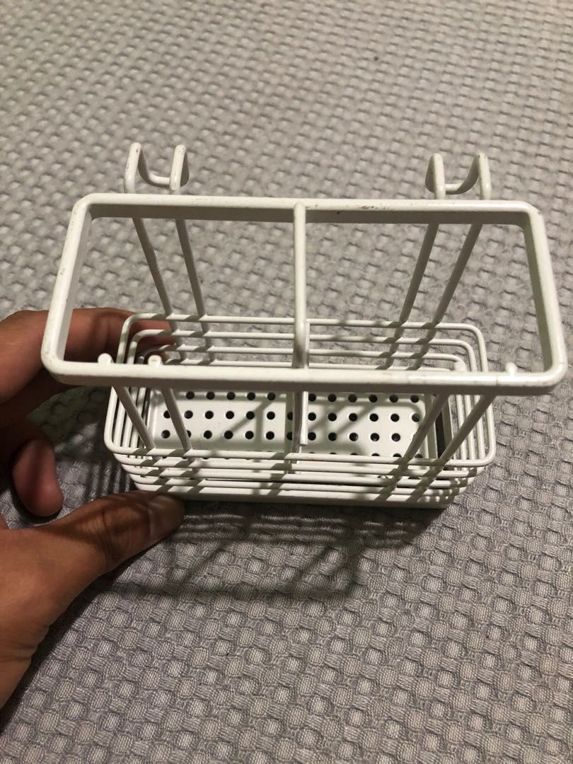 Metal Wall container hanger, Hobbies & Toys, Stationary & Craft, Craft ...