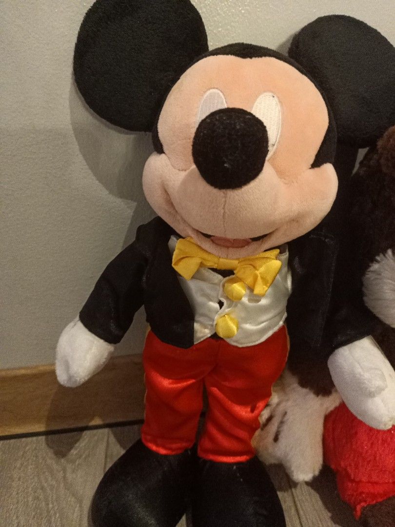 Minnie mouse and mickey mouse (bundle 1200), Hobbies & Toys, Toys ...