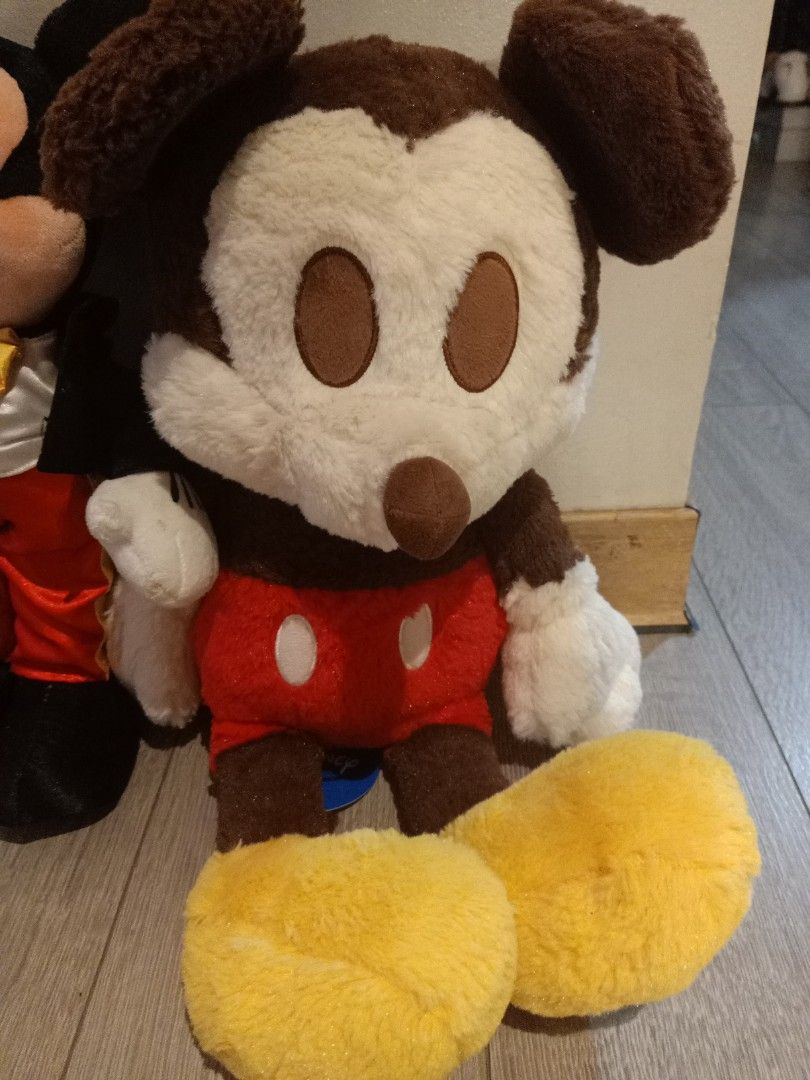 Minnie mouse and mickey mouse (bundle 1200), Hobbies & Toys, Toys ...