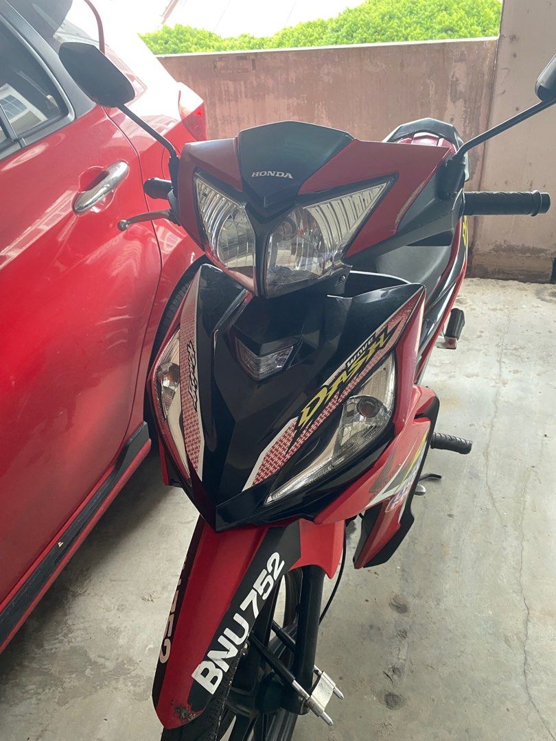 motor dash v3 110fi double disc 2016, Motorbikes on Carousell