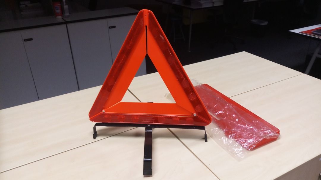 [new] foldable car warning triangle (hazard / warning), Car Accessories ...