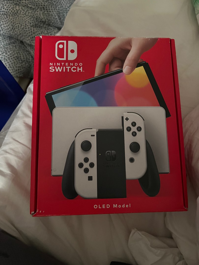 Oled nintendo switch with game and pro controller, Video Gaming, Video ...