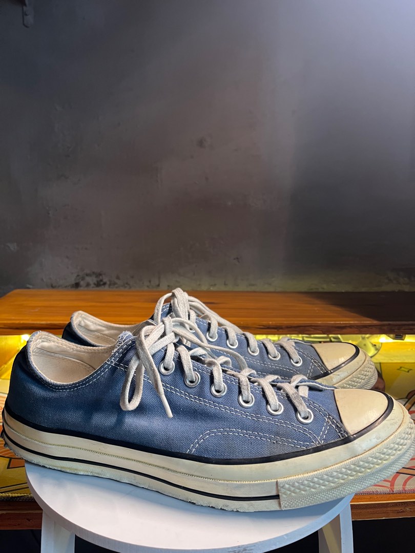 Original converse, Men's Fashion, Footwear, Sneakers on Carousell