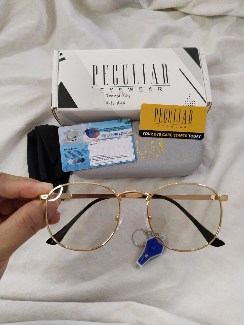 Peculiar antirad, uv400 and transition eyeglass, Women's Fashion ...