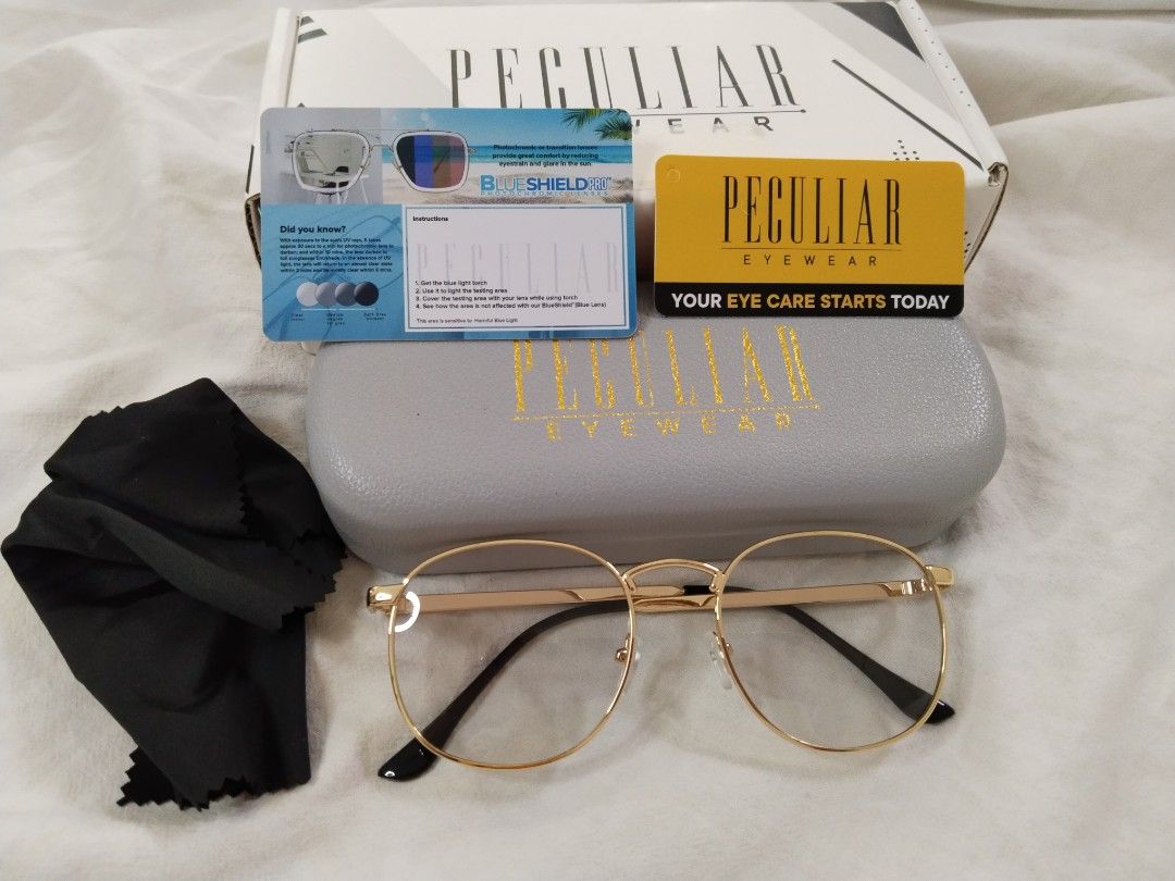 Peculiar antirad, uv400 and transition eyeglass, Women's Fashion ...