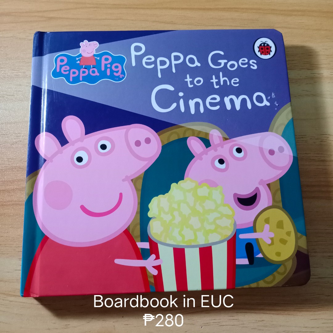 Peppa Pig Peppa Goes to the Cinema boardbook, Hobbies & Toys, Books ...