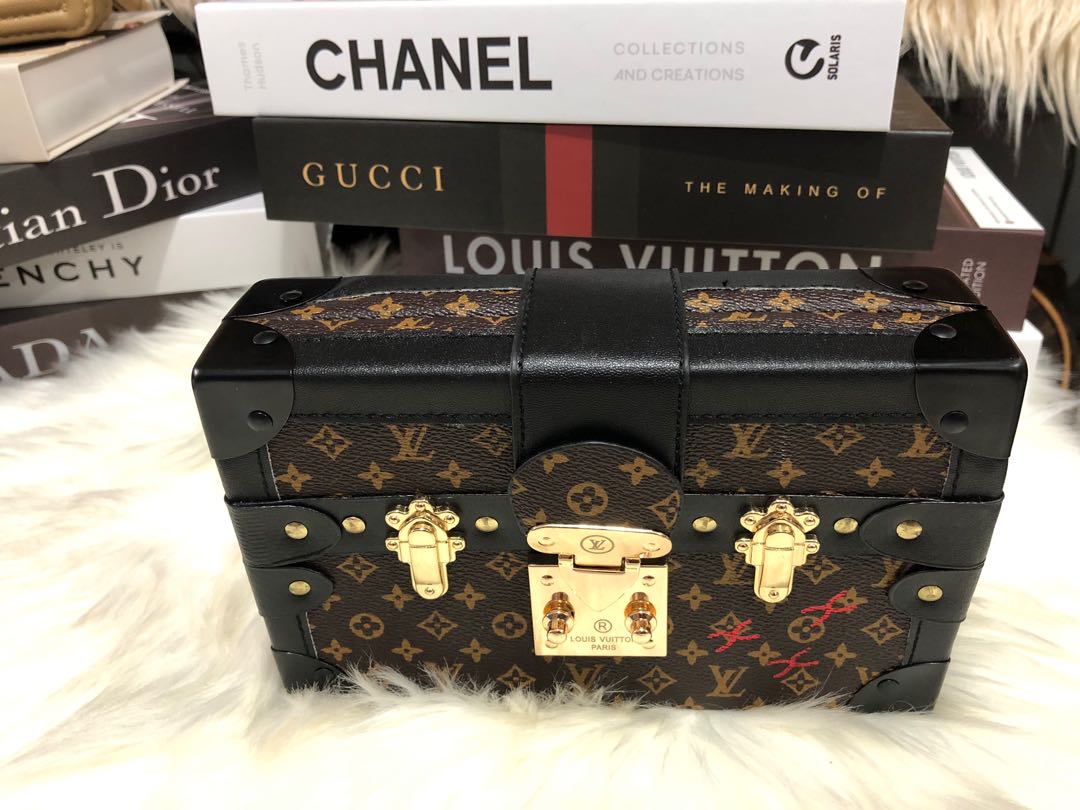 Petit Malle Mini Trunk Bag Hard Case, Women's Fashion, Bags & Wallets ...