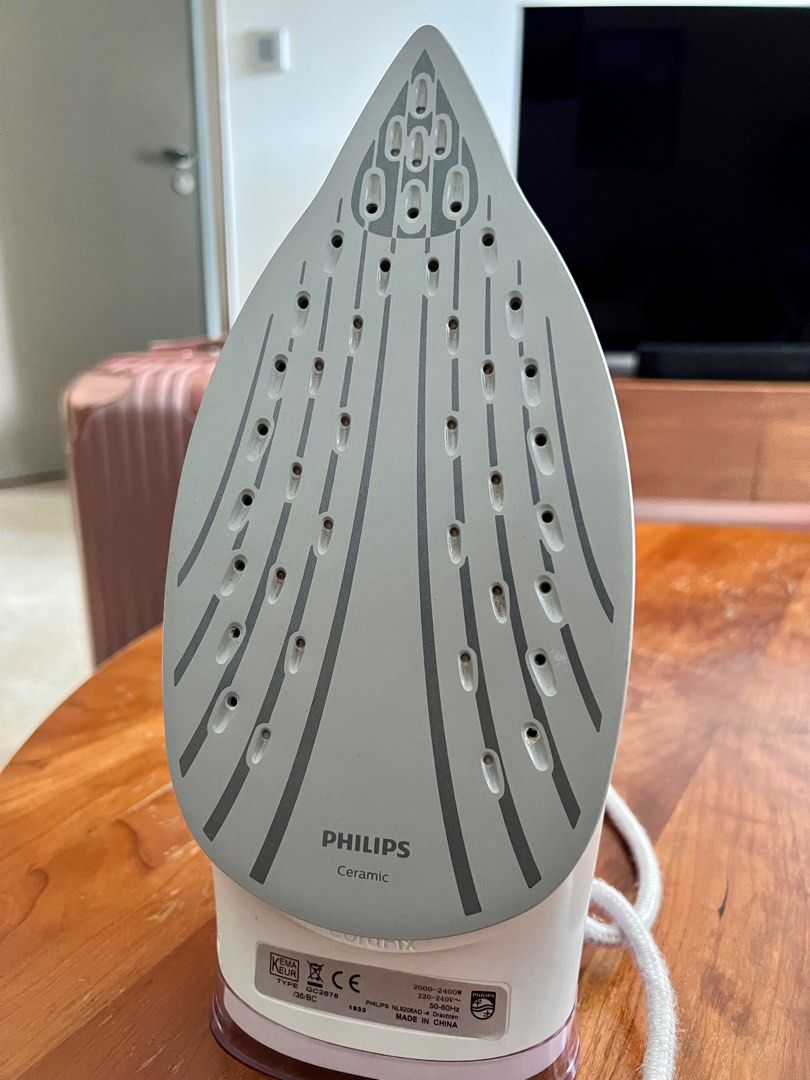 Philips Easy Speed Advanced Steam Iron GC2678, TV & Home Appliances ...