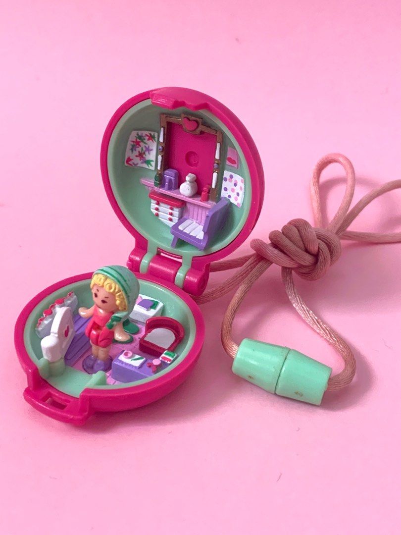 Polly Pocket Keep-Fit Locket - 1991, Hobbies & Toys, Memorabilia ...