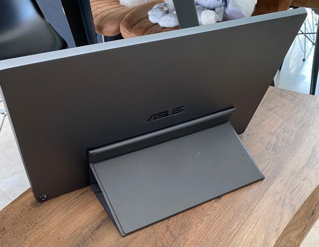 Portable monitor - ASUS zenscreen MB16ACE. Portable USB C monitor . Bag ...