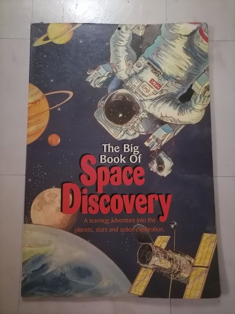 Pre-loved book: The Big Book of Space Discovery, Hobbies & Toys, Books ...