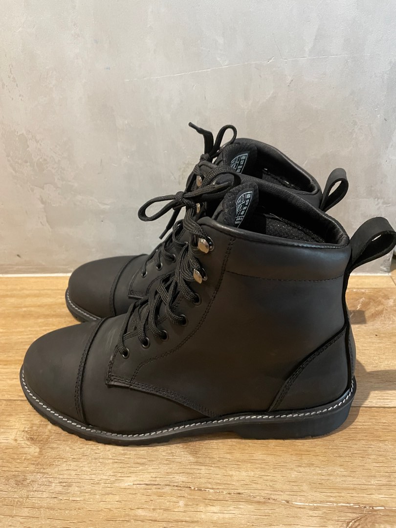 Riding boots, Men's Fashion, Footwear, Boots on Carousell