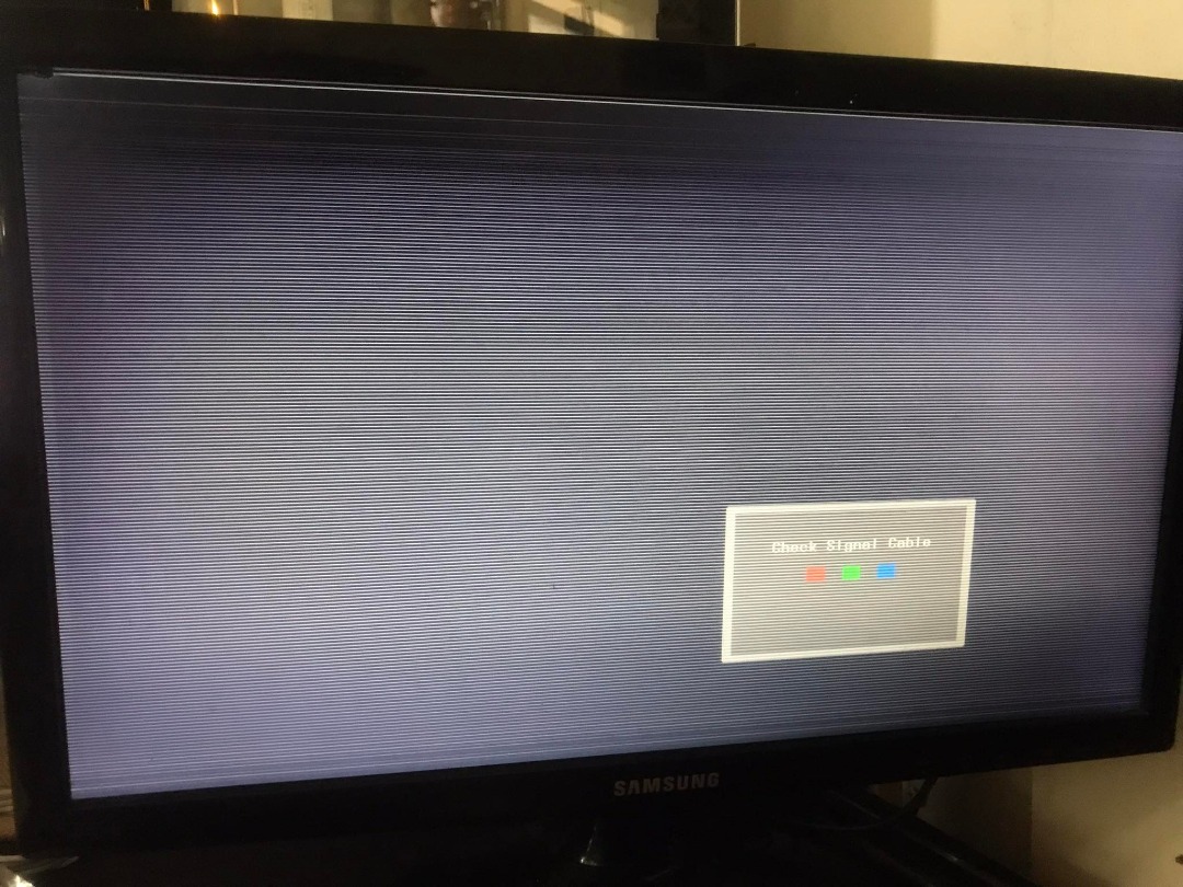 SAMSUNG MONITOR 19 INCHES (DEFECTIVE), Computers & Tech, Desktops on ...