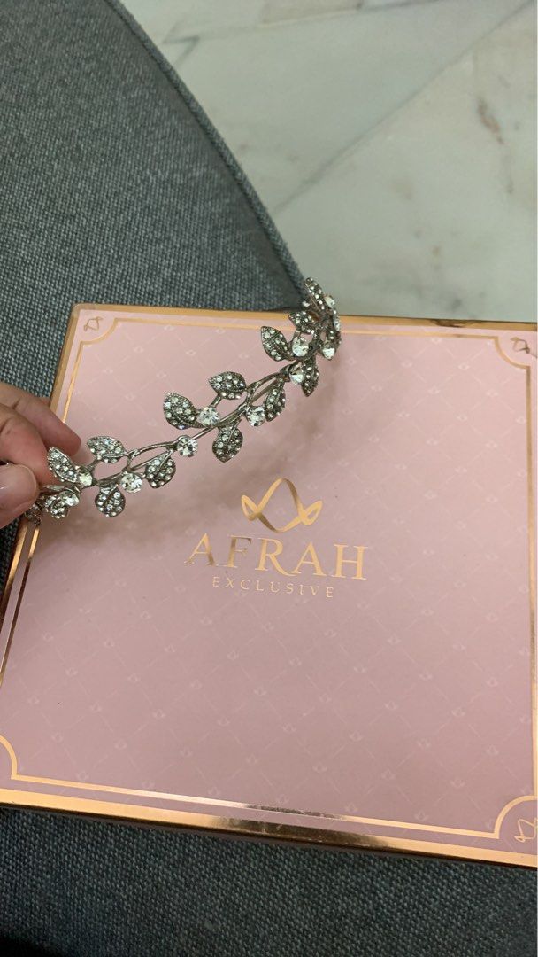 FOR RENT/SEWA CROWN TUNANG - Afrahexclusive : Darnis Crown, Women's ...