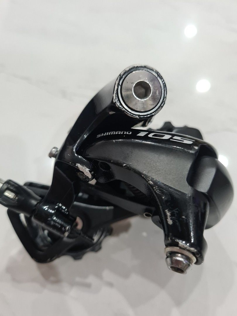 Shimano 105 R5800 rear derailleur, Sports Equipment, Bicycles & Parts ...