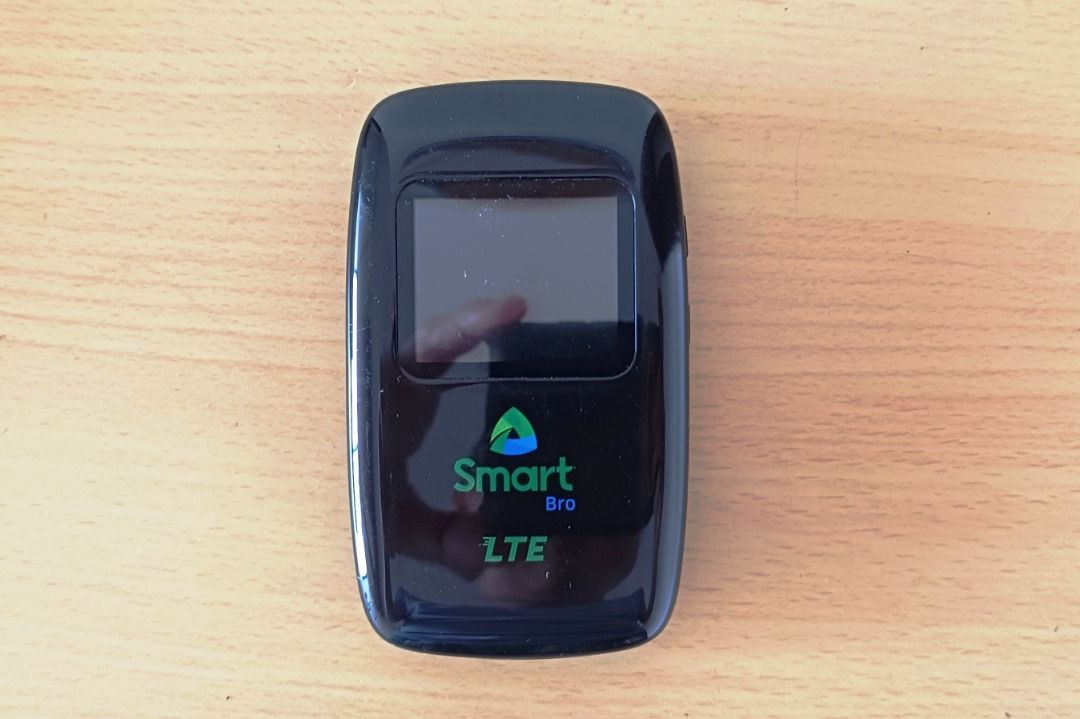 Smart Bro LTE Pocket Wifi Evoluzn FX-PR3F, Mobile Phones & Gadgets ...