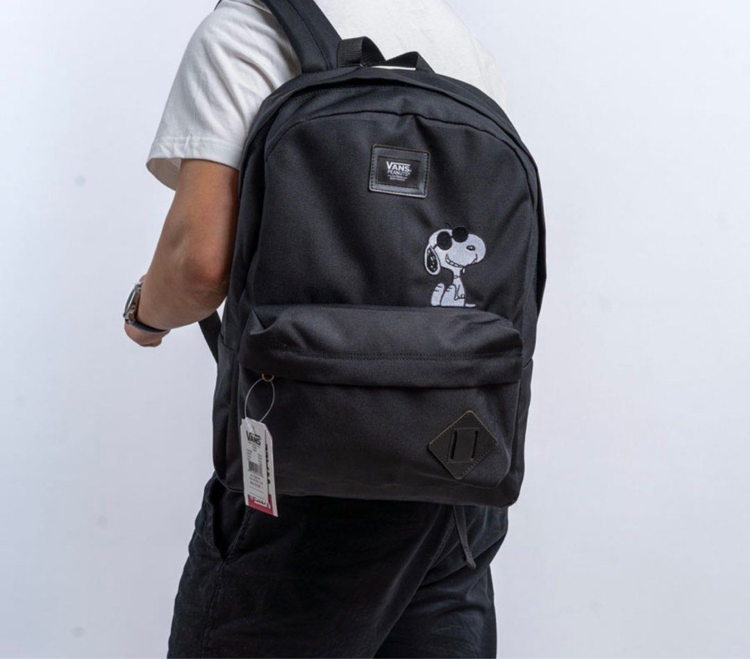 Snoopy backpack, Men's Fashion, Bags, Backpacks on Carousell