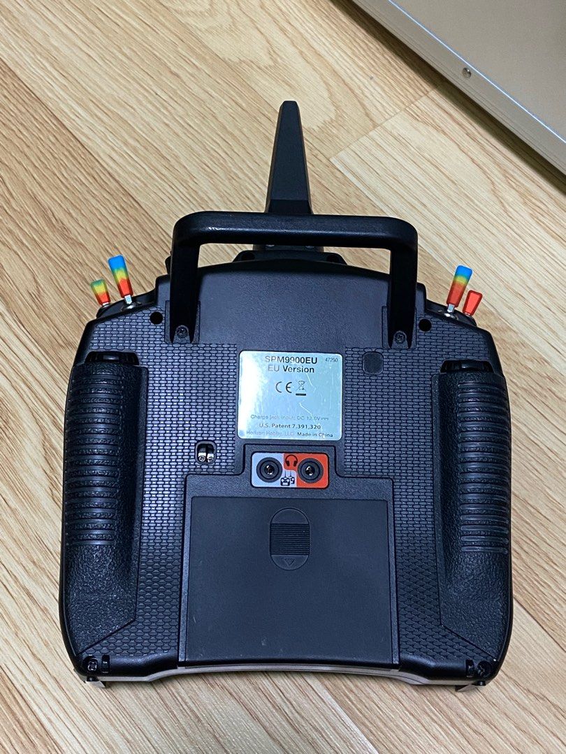 Spektrum DX9 Controller : 9-Channel Air Transmitter (Black Edition ...