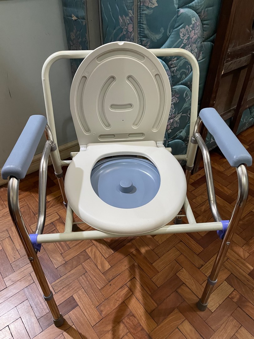 Stainless Steel Portable Commode chair / toilet for the elderly, Health ...