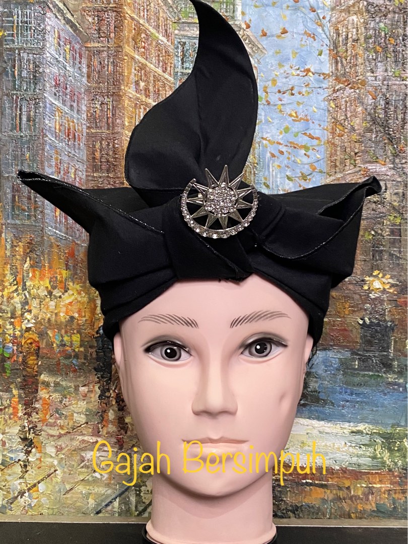 Tanjak/Tengkolok, Women's Fashion, Watches & Accessories, Hats ...