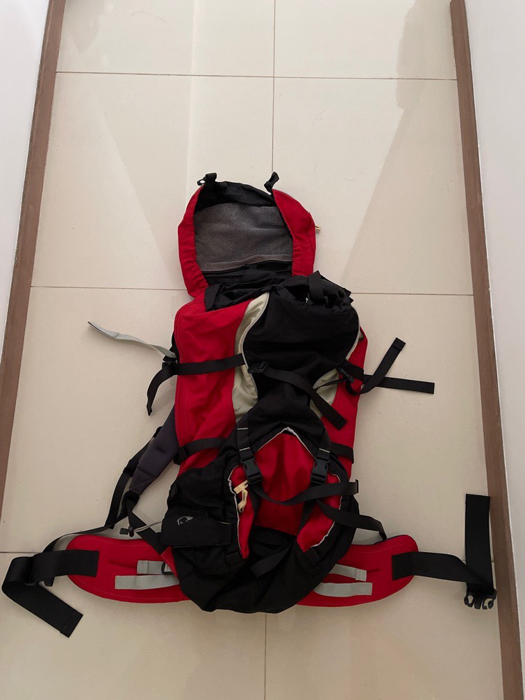 Tatonka Backpack, Sports Equipment, Hiking & Camping on Carousell