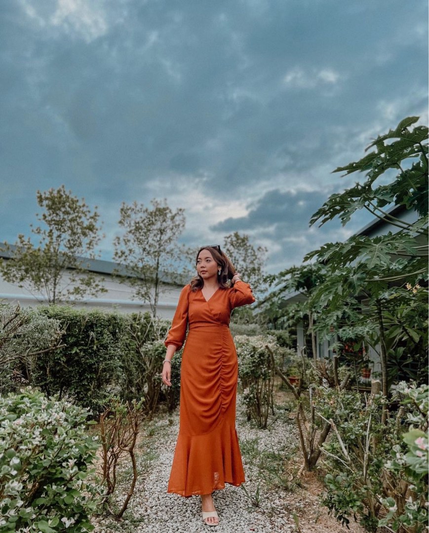 The Bubbly Gem - Sasha Dress in Brick, Women's Fashion, Dresses & Sets ...