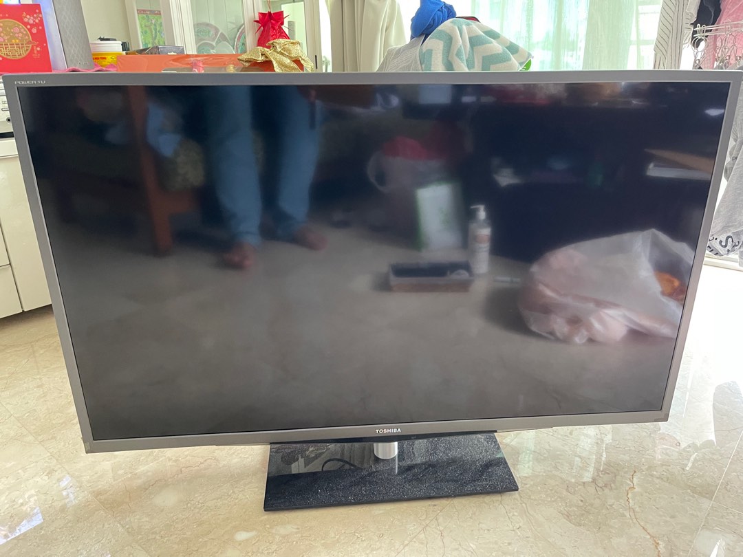 Toshiba tv, TV & Home Appliances, TV & Entertainment, TV on Carousell