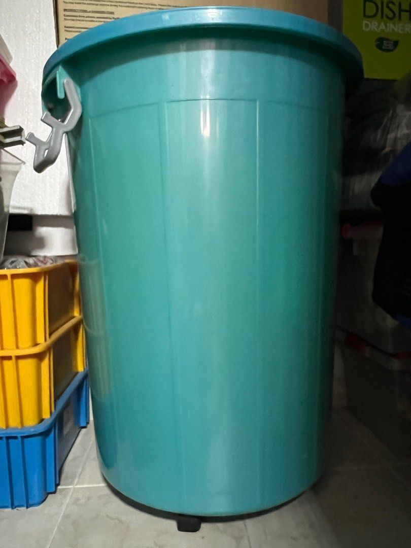 Toyogo Pail (Blue), Furniture & Home Living, Home Improvement ...