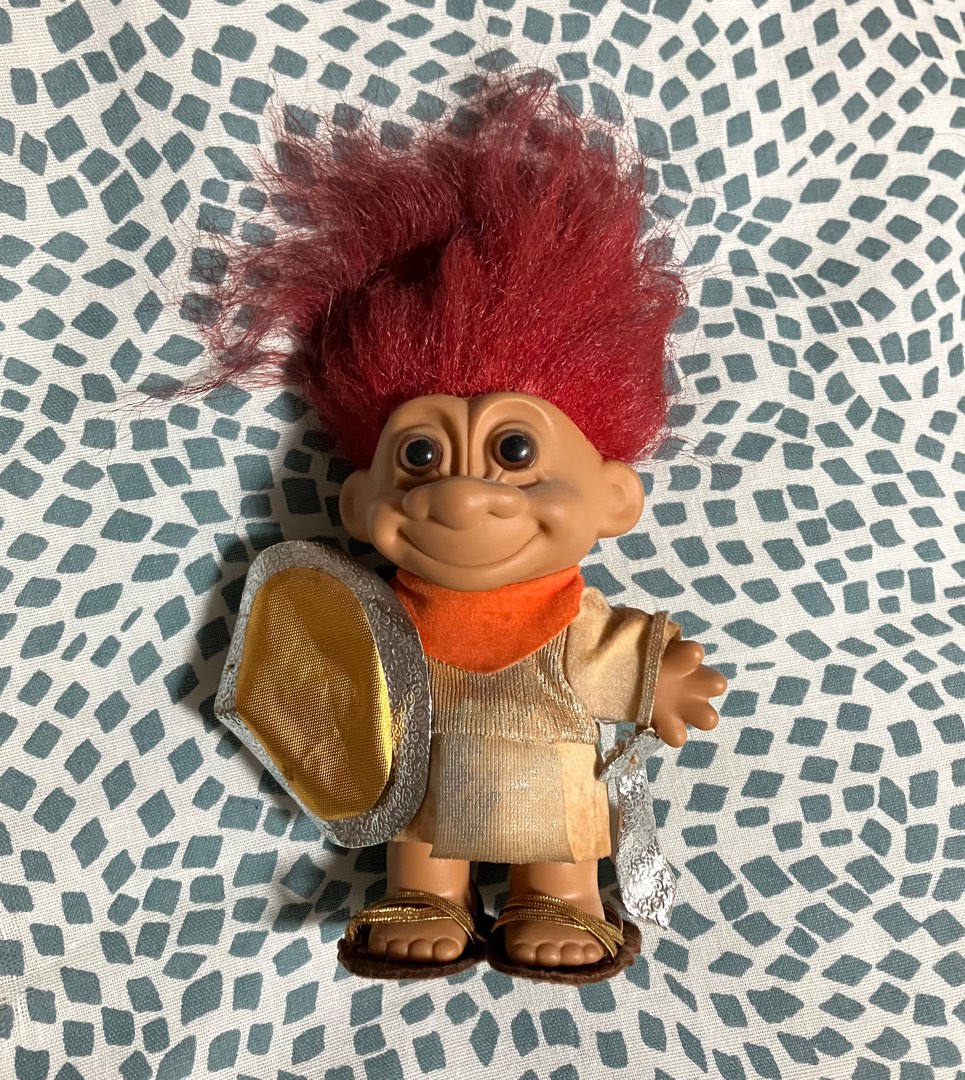 TROLL TROLLS, Hobbies & Toys, Toys & Games on Carousell