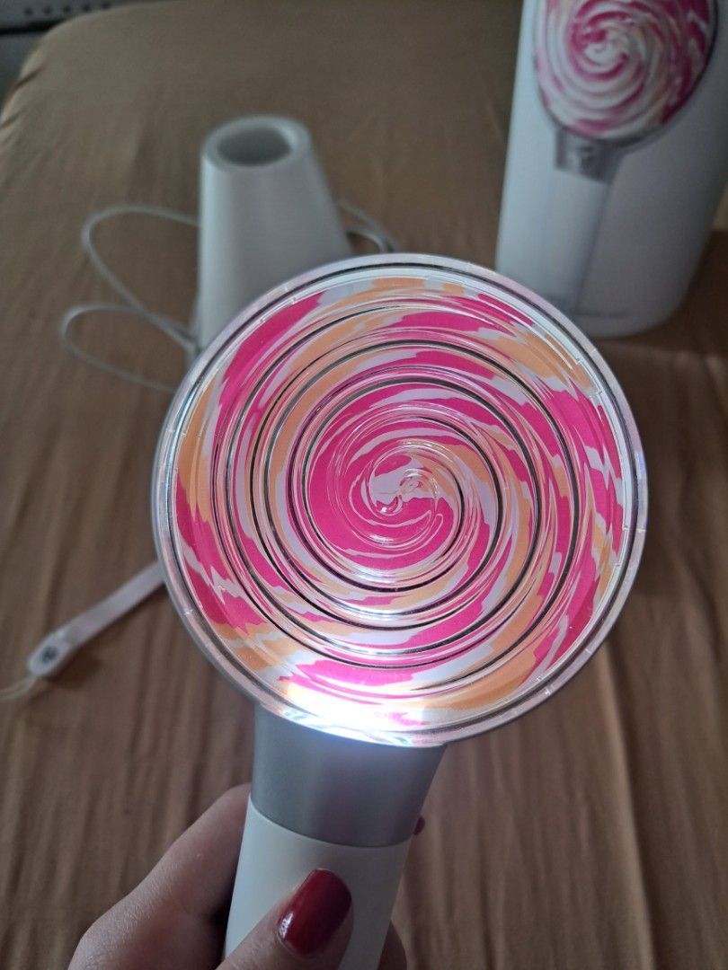 TWICE Candybong Ver 1 (Pre Loved) on Carousell