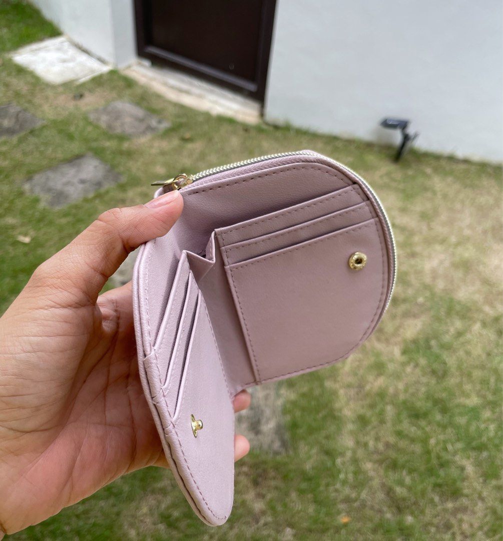 Unused Jillstuart bifold wallet, Women's Fashion, Bags & Wallets ...