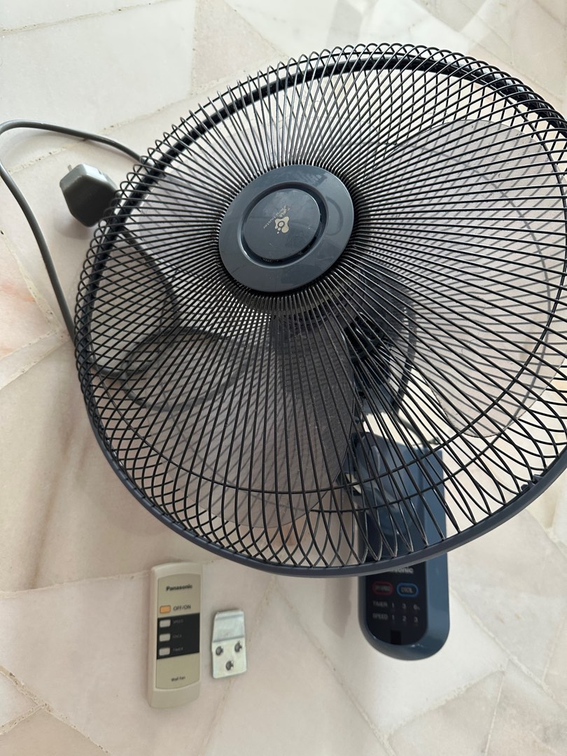 Used Wall Fan, Furniture & Home Living, Lighting & Fans, Fans on Carousell