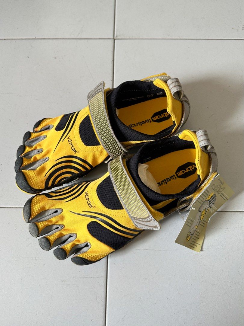 Vibram Five Fingers shoes minimalistic , Men's Fashion, Footwear ...