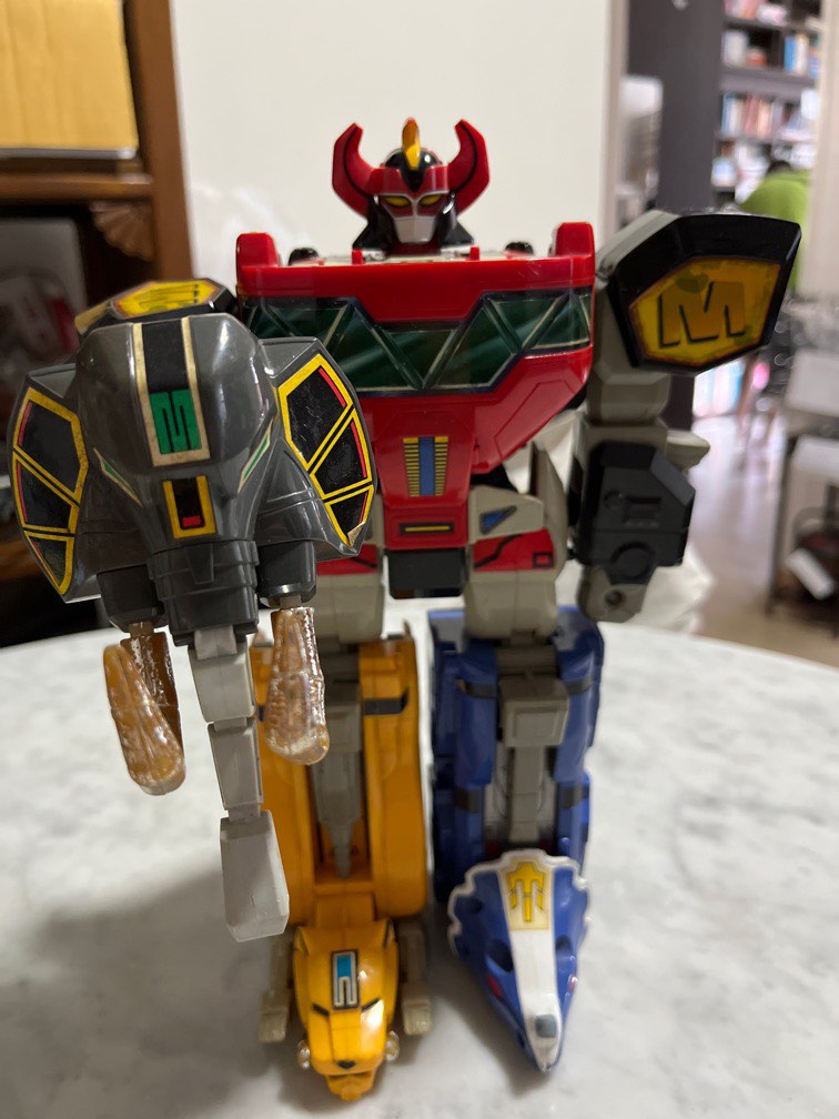 Vintage Power Rangers Megazord, Hobbies & Toys, Toys & Games on Carousell