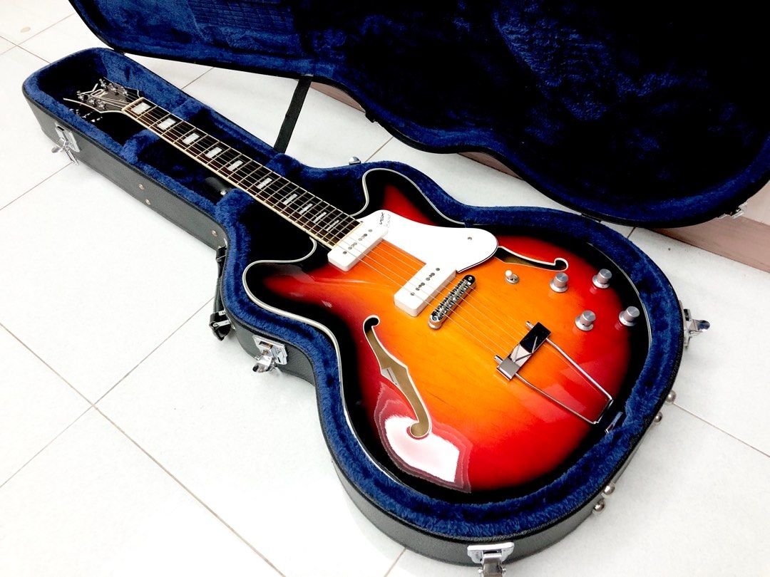 Vox Bobcat V90 Electric Guitar, Sunburst (2020), Hobbies & Toys, Music ...